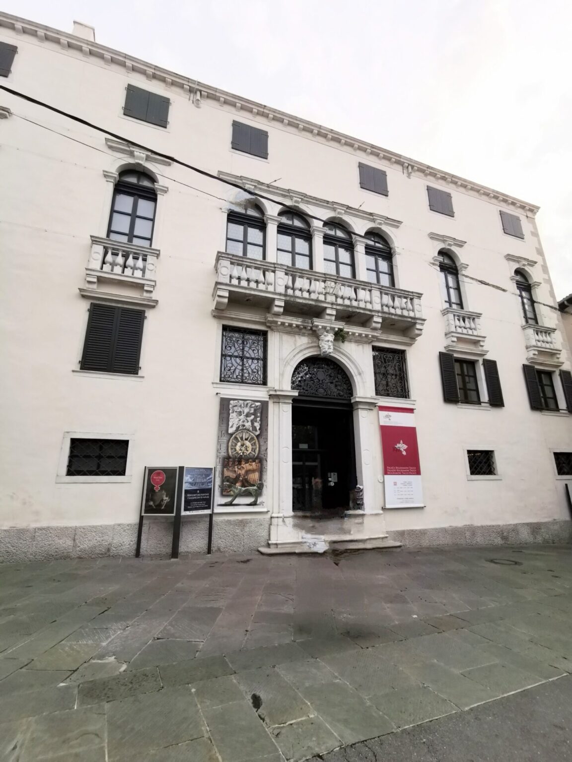 Koper auf eigene Faust + Kreuzfahrt-Hafen